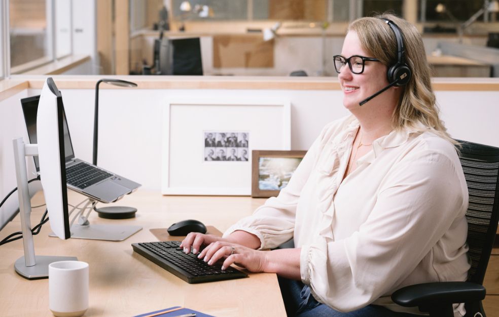 Contact Us – Room & Board