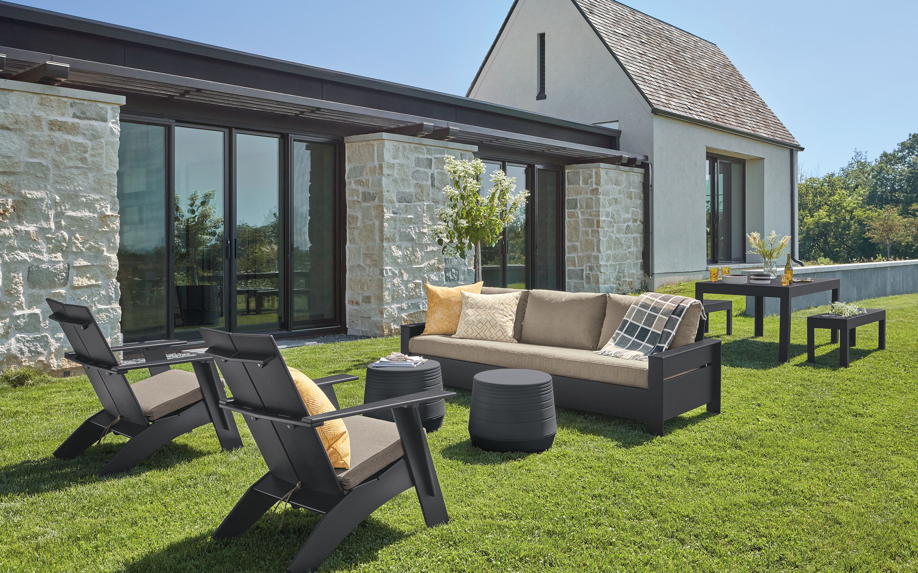 Emmet Lounge Chair Modern Outdoor Furniture Room Board