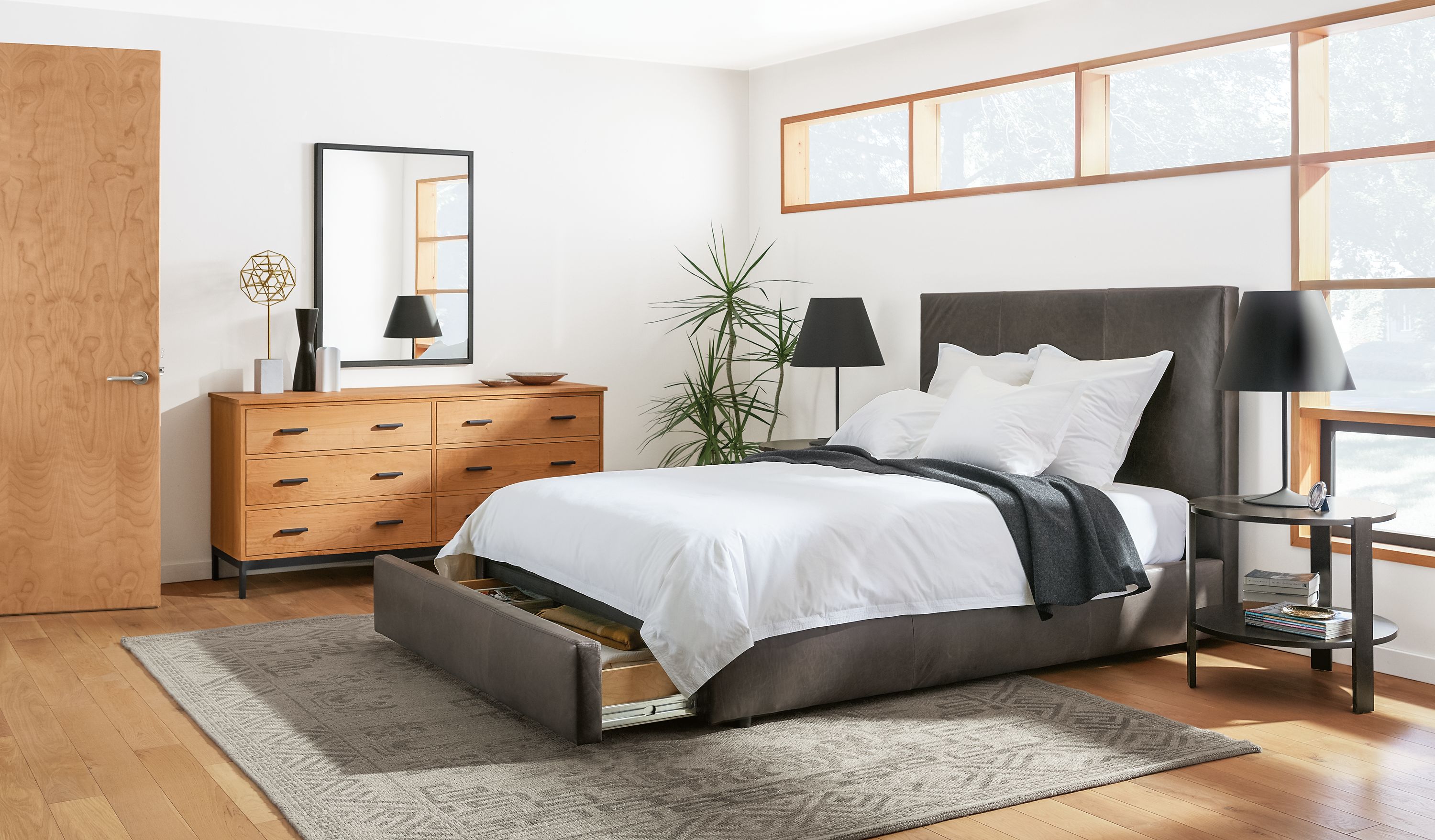 Room And Board Wyatt Bed